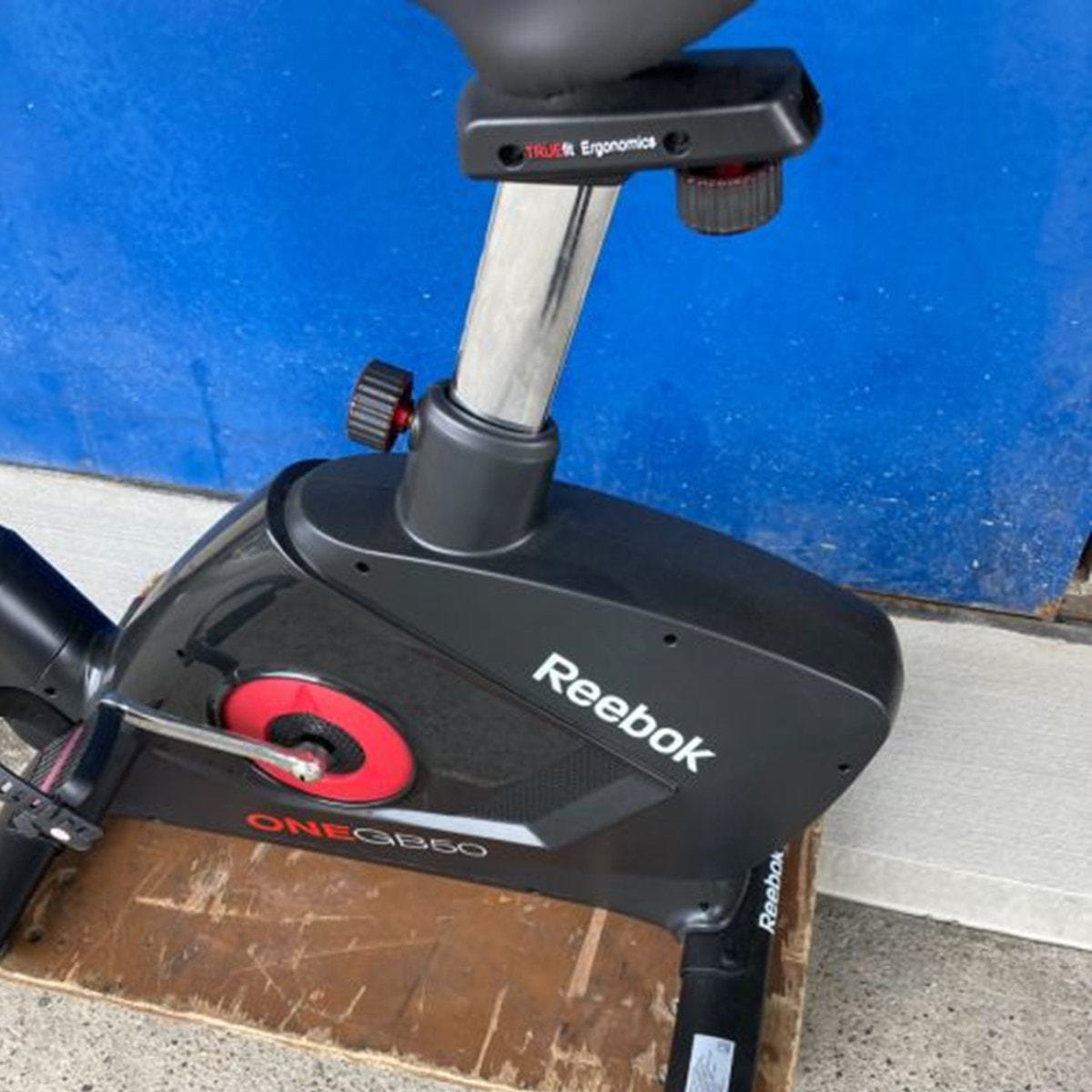 【Reebok】エクササイズバイクGB50 の卸・通販 | ビューティガレージ