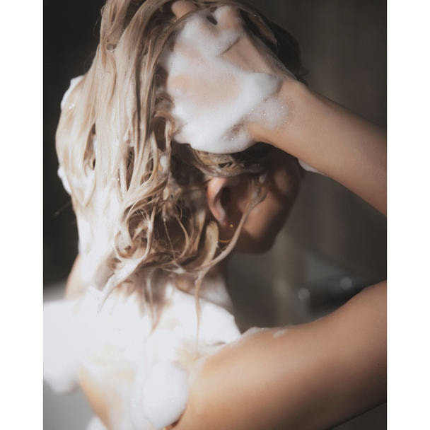 オー・シャンプー No.1 300mlの卸・通販 | ビューティガレージ