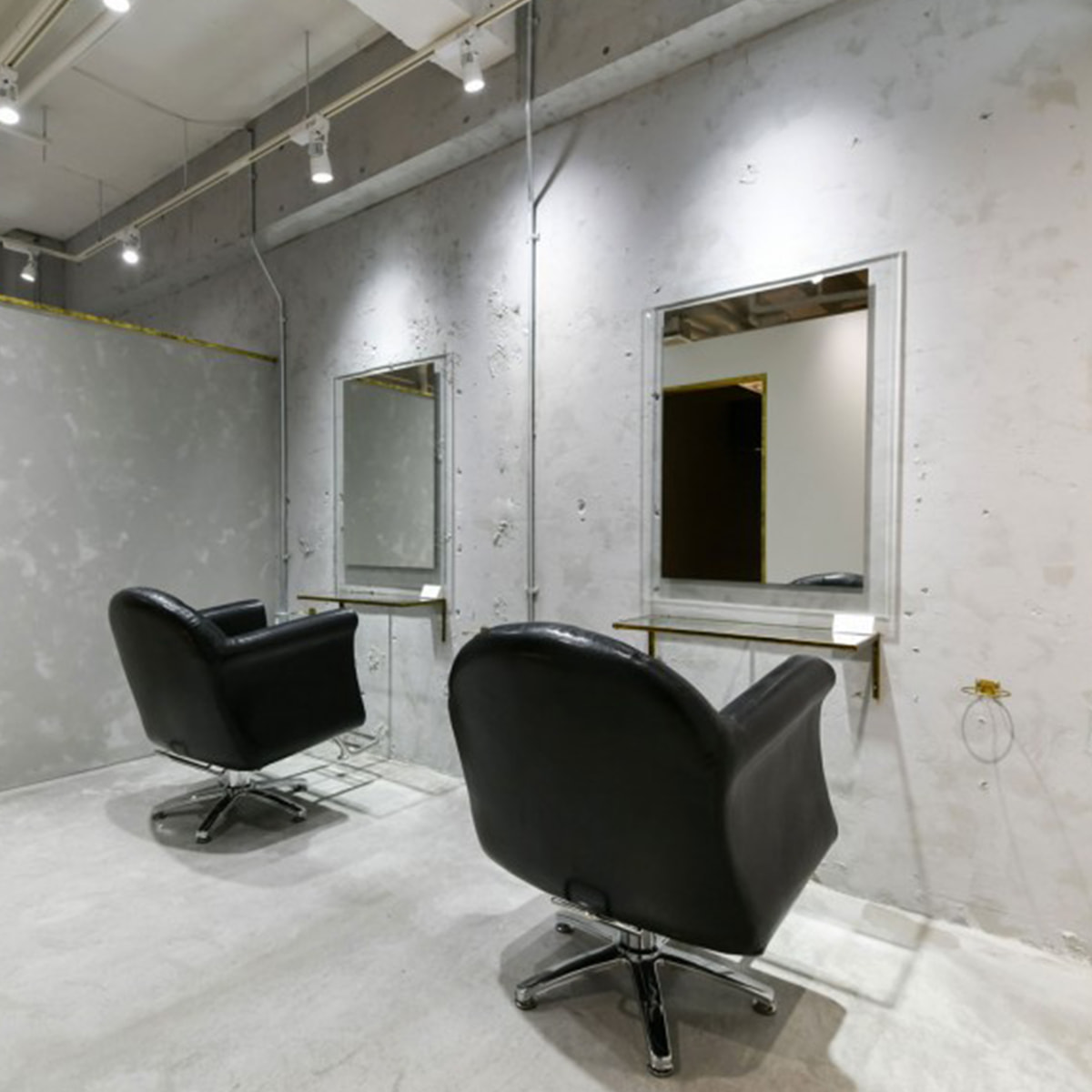 NN1000ウォールミラー(日本製)の卸・通販 | ビューティガレージ